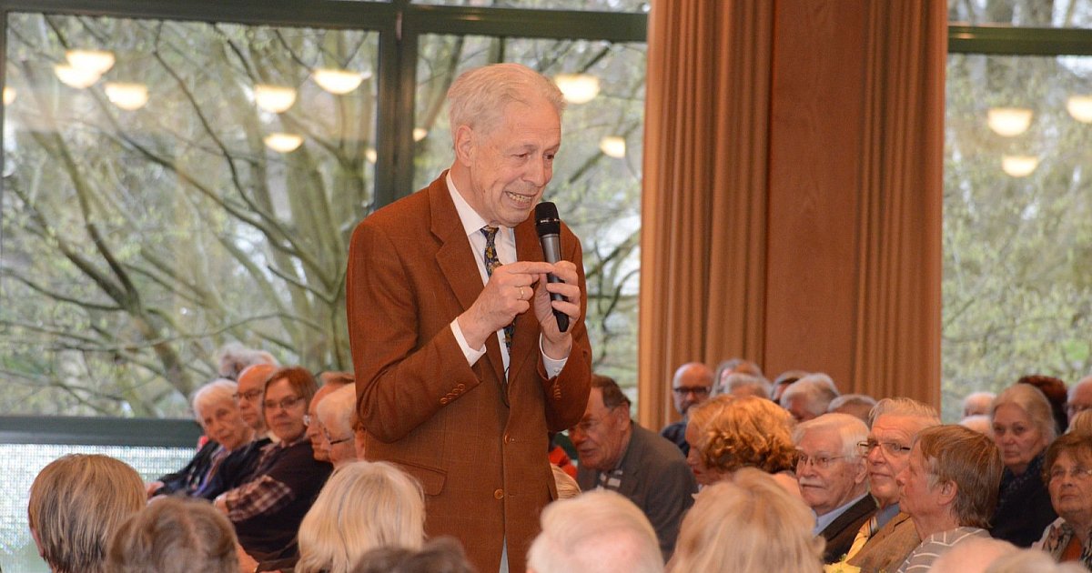 Dr. Henning Scherf spricht über das Altwerden | Lokale Nachrichten aus ...