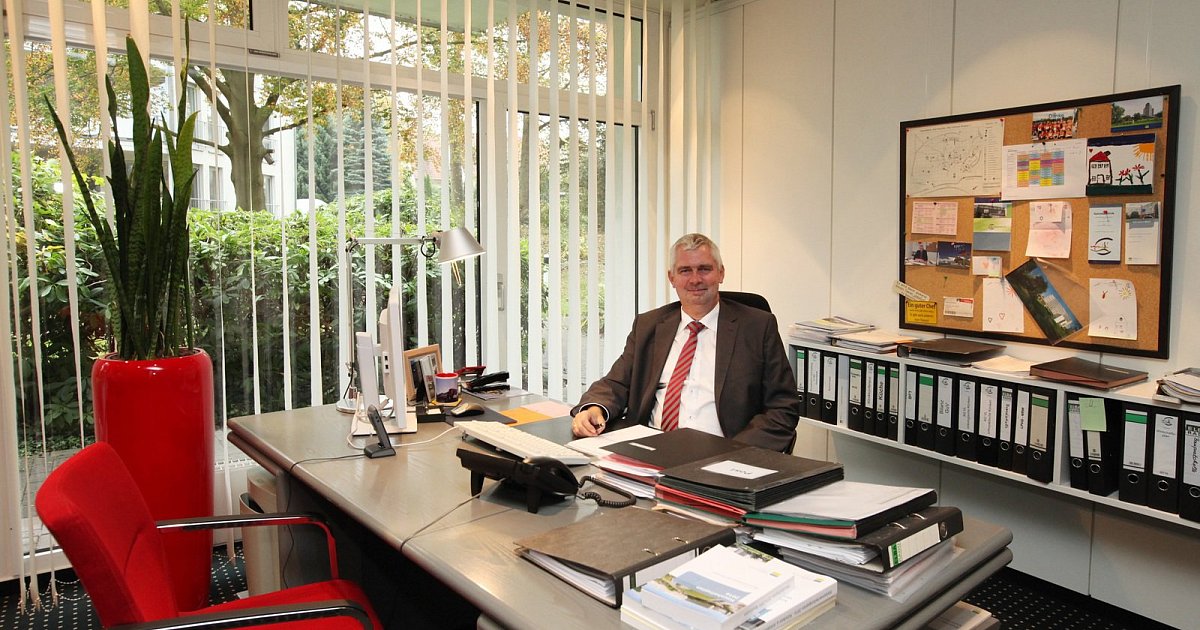 Thomas Wegener arbeitet in zwei Büros | Lokale Nachrichten aus Lippe - LZ.de