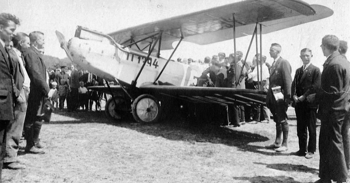 Am 17. Juli 1929 landet das erste Flugzeug in Lage | Lokale Nachrichten ...