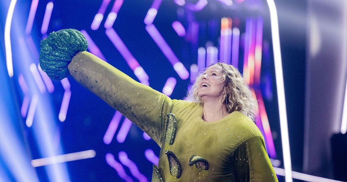 Katja Burkard als Erste bei «Masked Singer» enttarnt | Nordrhein ...