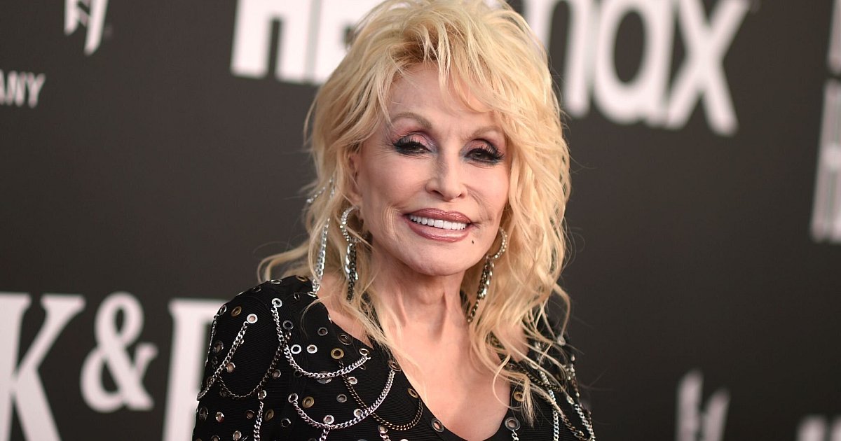 Jeff Bezos ehrt Dolly Parton mit 100 Millionen-Preis | Leute - LZ.de