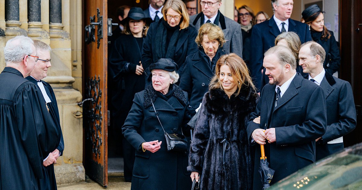 Abschied von Dr. Traute Prinzessin zur Lippe | Bildergalerien - LZ.de