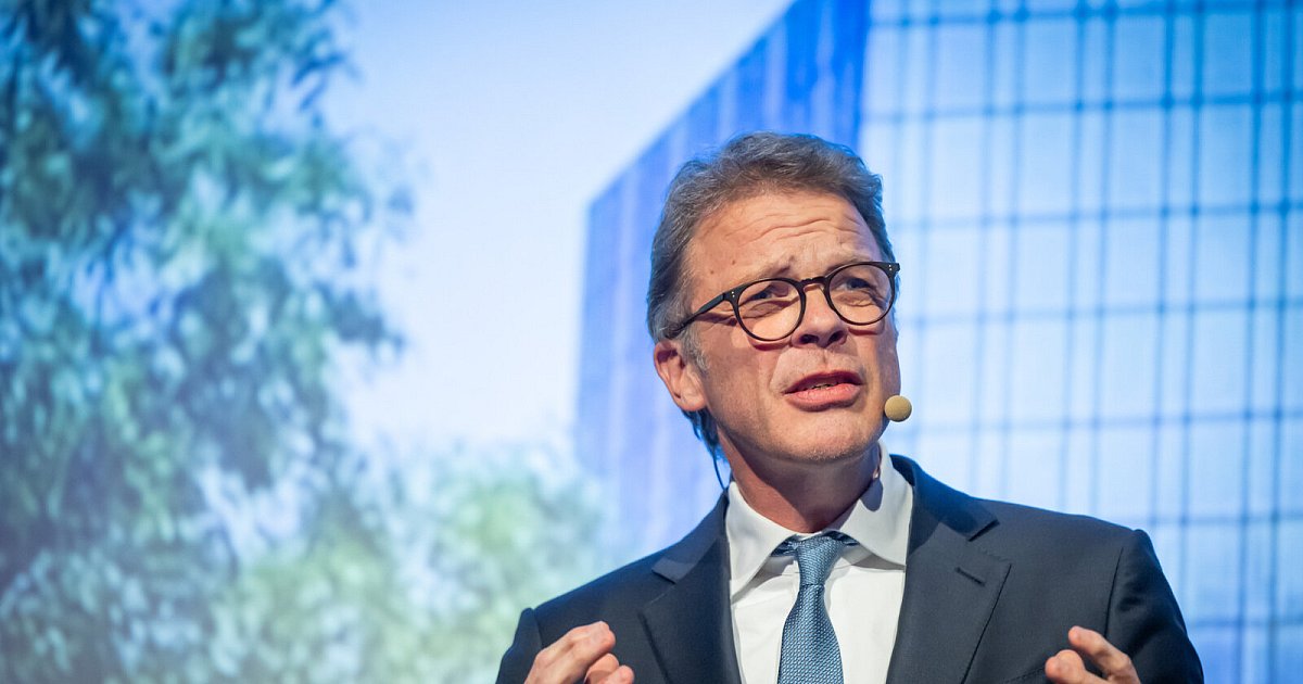 Chef der Deutschen Bank bereitet OWL-Unternehmer auf neue Weltordnung ...