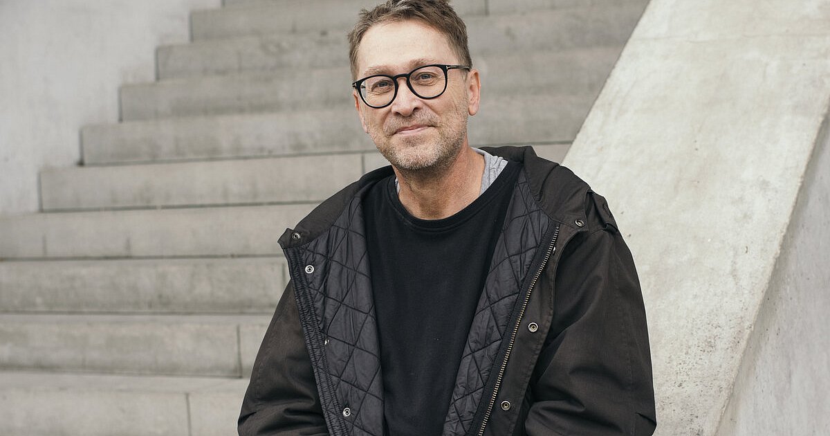 Bestseller Autor Jan Weiler spricht vor seiner Lesung in Lage übers ...