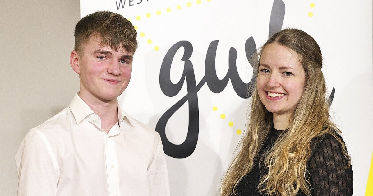 Harfenistin Lea Maria Löffler aus Detmold ausgezeichnet | Lokale ...