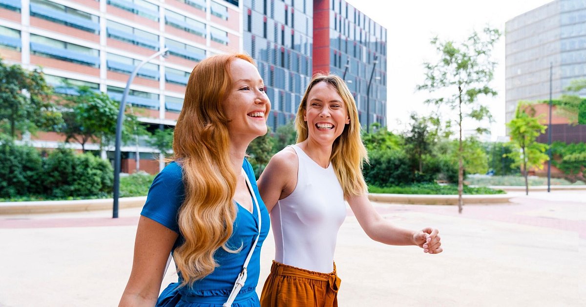 Viel Farbe, viel Leinen: Sommerliche Outfit-Ideen fürs Büro ...