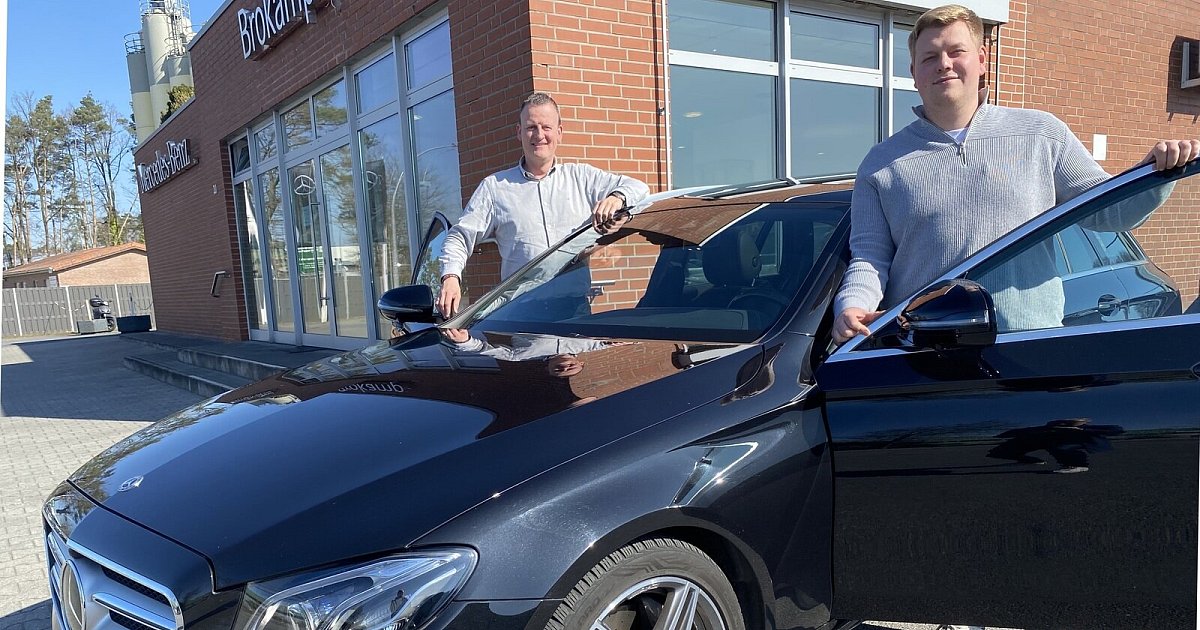 Nach Großbrand bei Mercedes-Autohaus im Kreis Gütersloh: Inhaber ...