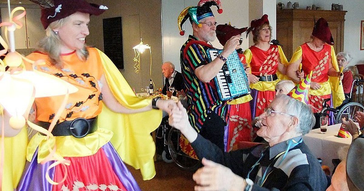 Bewohner von St. Loyen feiern die fünfte Jahreszeit | Lokale ...