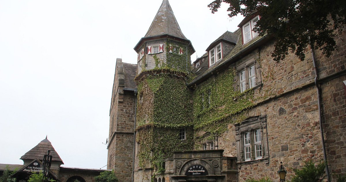 Die Burg Schwalenberg hat einen neuen Pächter | Lokale Nachrichten aus ...