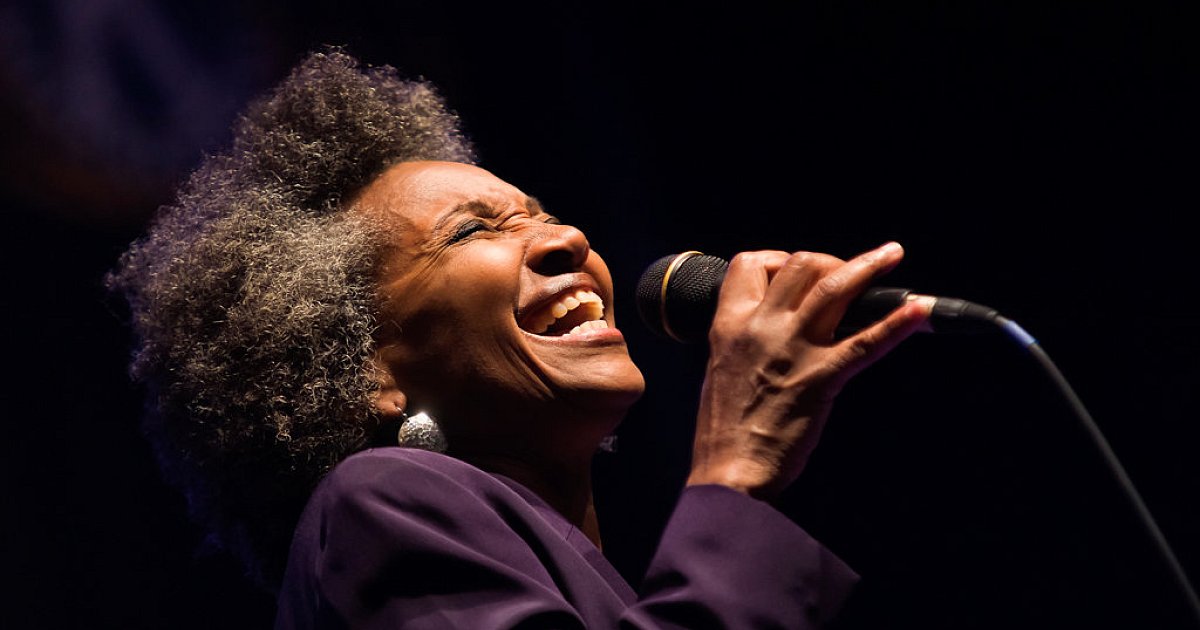 Sydney Ellis gastiert beim Nikolausblues im Freilichtmuseum | Kultur ...