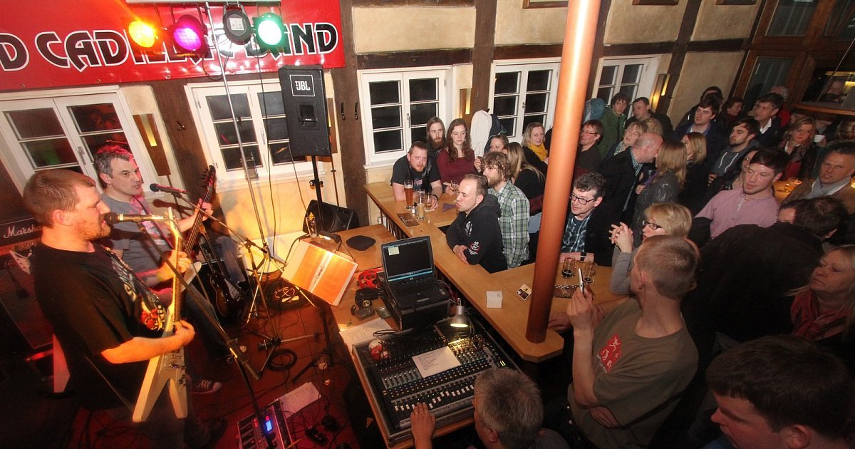Singer-Songwriter, Bands und DJs spielen bei "Lemgo Live" | Lokale ...