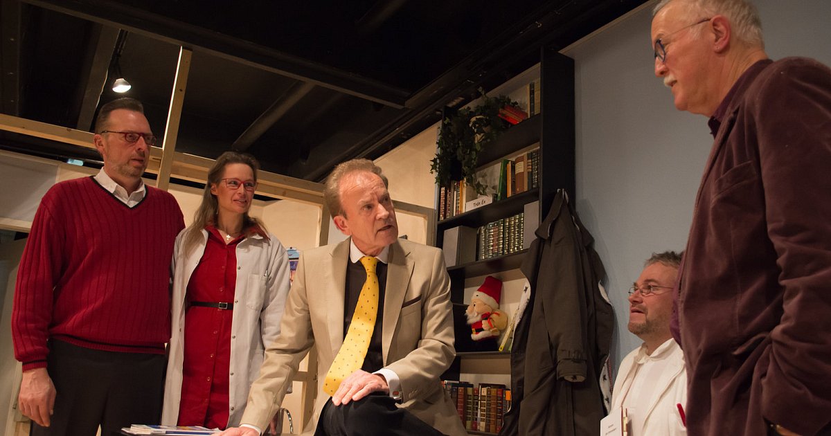 Autor Gunther Beth schaute sich „Der Neurosen-Kavalier“ an | Kultur ...