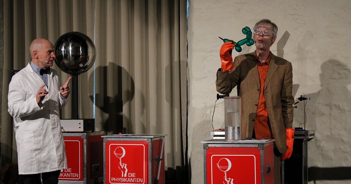 "Die Physikanten" zeigen Wissenschaftsshow im Weserrenaissance-Museum | Lokale Nachrichten aus ...
