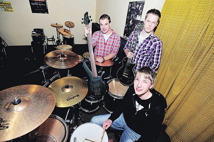 Punkrocker aus Extertal mögen es melodisch | Lokale Nachrichten aus ...