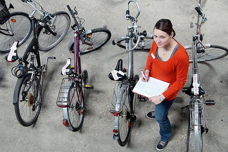 Die Detektivin und die Drahtesel | Lokale Nachrichten aus Lemgo - LZ.de