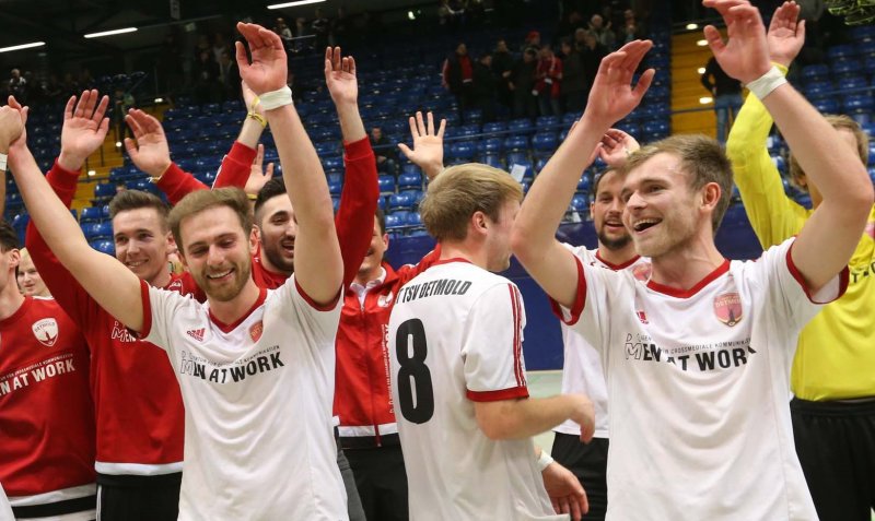 Felker-Brüder verlängern beim Post-TSV Detmold | Lokalfußball - LZ.de