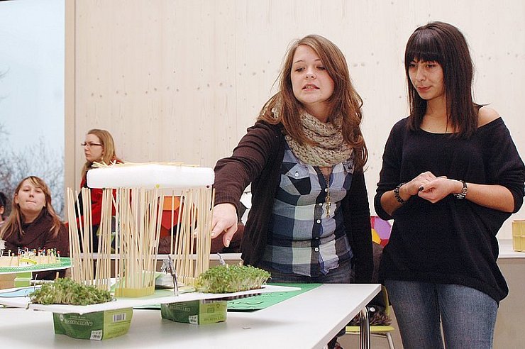 Mit allen Sinnen in die Bewegung | Lokale Nachrichten aus Detmold - LZ.de