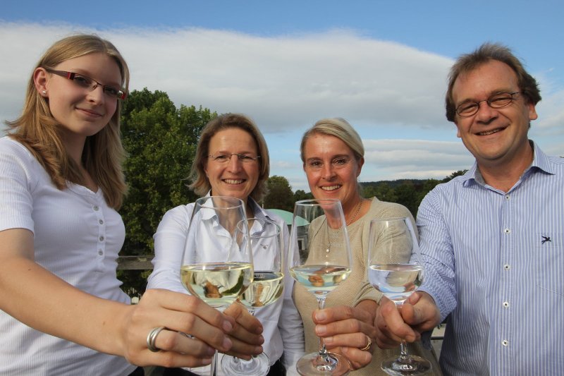 Wein und Sole fließen im Einklang | Lokale Nachrichten aus Bad ...