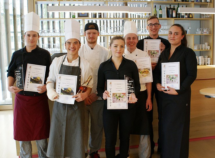 Azubis kochen in Detmold um die Wette | Lokale Nachrichten aus Detmold ...