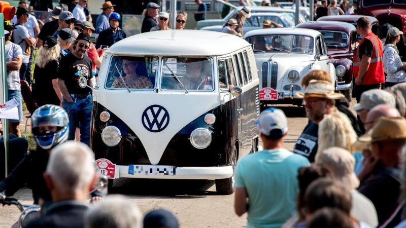 Der VW Bulli wird 75: Die erste Zeichnung entstand in OWL | Nachrichten ...