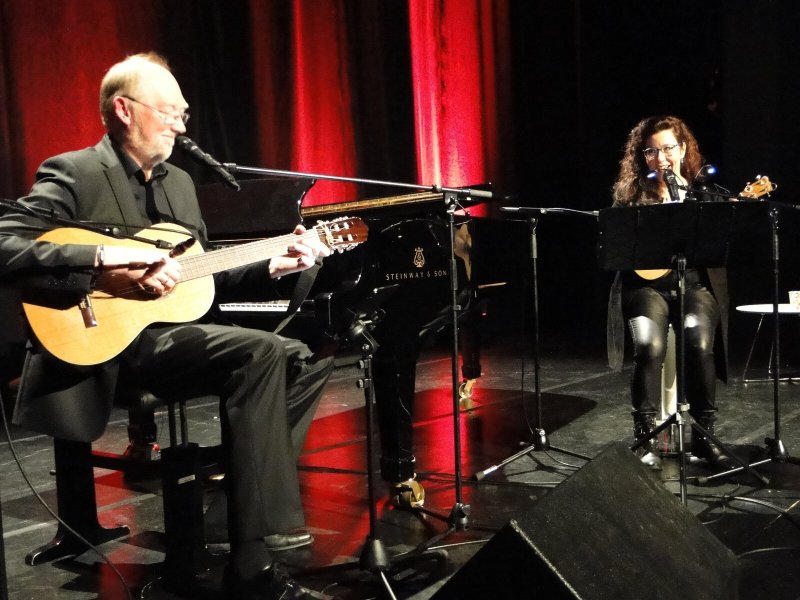 "Paolo" mischt sich ins Weihnachtskonzert mit Ulrike Wahren und Peter Stolle | Lokale ...