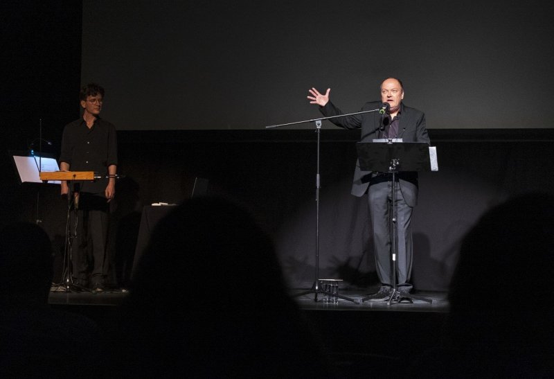 Gänsehaut bei jedem Vogelschlag - Hitchcock-Thriller in der Stadthalle ...