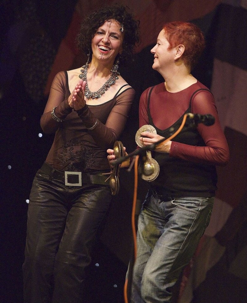 Klangkosmos Weltmusik präsentiert Stimmen der Berberfrauen | Kultur ...