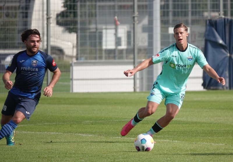 Energielose Paderborner mühen sich im Test gegen Wiedenbrück zu einem ...