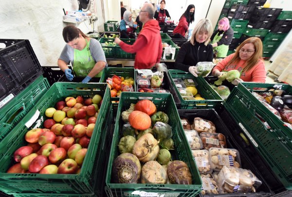 Um 40 Prozent gestiegen: Mindestens 500.000 Menschen nutzen Tafeln in ...