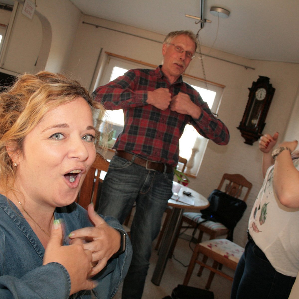 Daniela Palmer's Instagram, Twitter & Facebook on IDCrawl