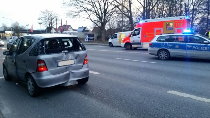 Unfall am Detmolder Nordring: Fahrer erleidet medizinischen Notfall | Lokale Nachrichten aus ...