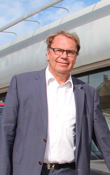 Neuer SPD-Stadtverbandschef wehrt sich gegen scharfe Kritik | Lokale ...