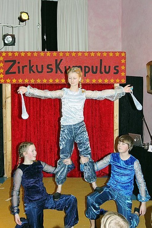 Kinder- und Jugendzirkus "Kumpulus" zu Gast in der Waldorfschule ...
