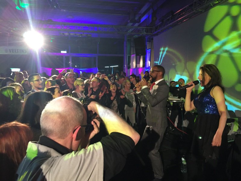 "Mr. President" ist Stargast der Glashausparty in Blomberg | Lokale ...