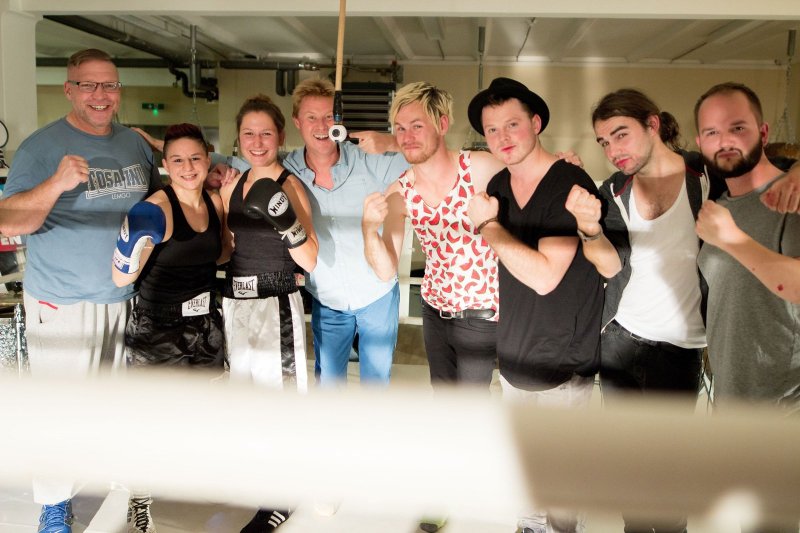 Lemgoer Band dreht Musikvideo im "Tosa Inu" | Lokale Nachrichten aus ...