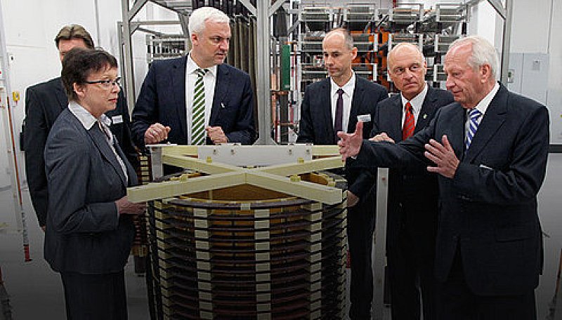 Phoenix Contact weiht neues Forschungs- und Technologiezentrum ein ...