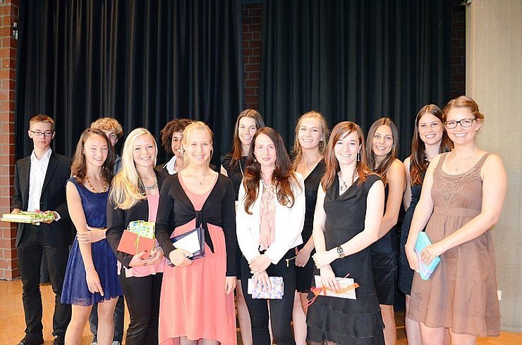 Das Grabbe-Gymnasium feiert seine Abiturienten wieder in der "Neuen ...