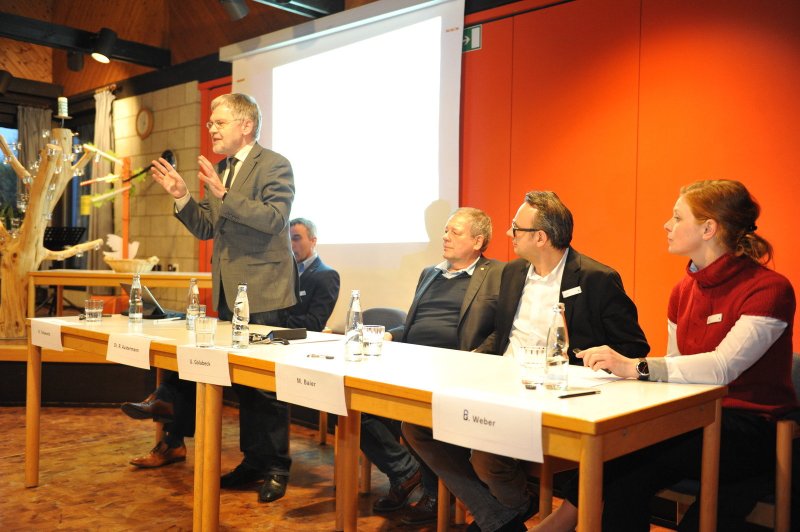 Hengstheider lassen ihren Unmut raus | Lokale Nachrichten aus Lemgo - LZ.de