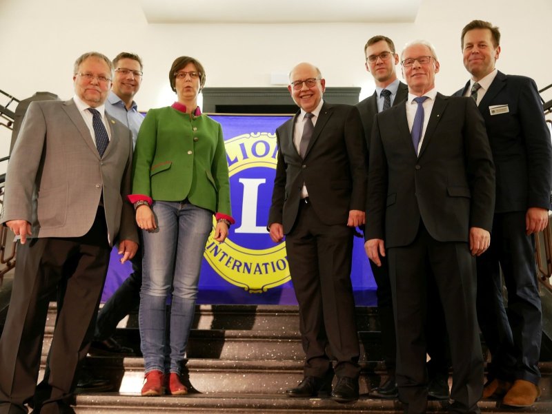 Sozialer Zusammenhalt: Lions-Club vergibt Förderpreise in Lage | Lokale ...