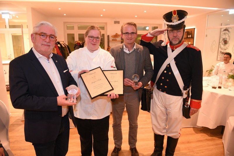 Köcheclub Lippe ehrt Jürgen Rabe | Lokale Nachrichten aus Bad Salzuflen - LZ.de