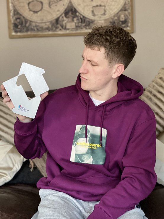 Nathan Evans jetzt auch Nummer eins in Großbritannien | Neues aus dem ...