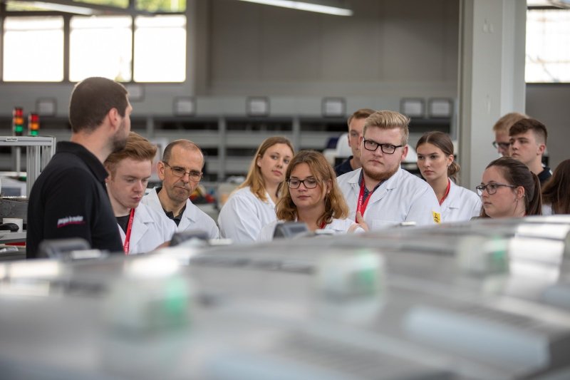 Furioses Finale für LZ-Reihe „Azubis lesen Zeitung“ | Lokale ...