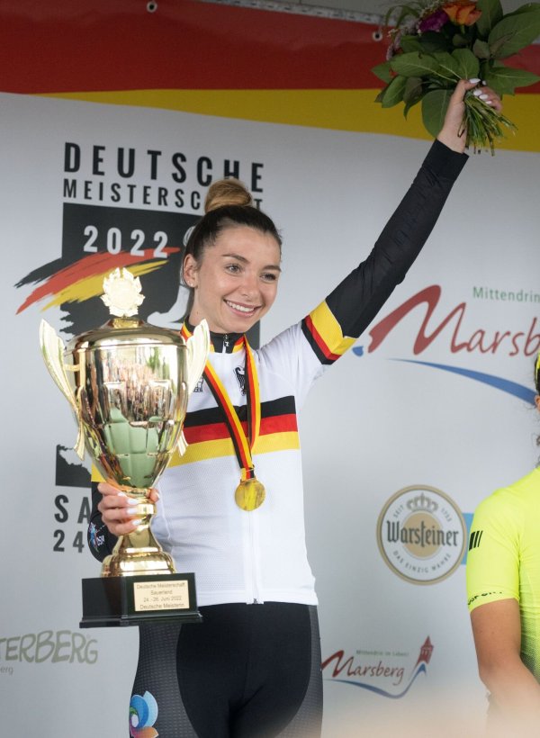 Liane Lippert klettert auf Platz zwei beim Flèche Wallonne | Radsport ...