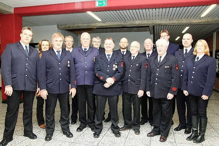 Oerlinghauser Feuerwehr blickt auf ruhiges Jahr zurück | Lokale ...