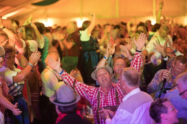 Meinberger Schützen feiern wieder Oktoberfest | Lokale Nachrichten aus Horn-Bad Meinberg - LZ.de