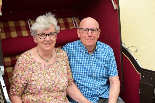 Dieses Paar trotzte dem Einspruch der Eltern - und feiert heute ...