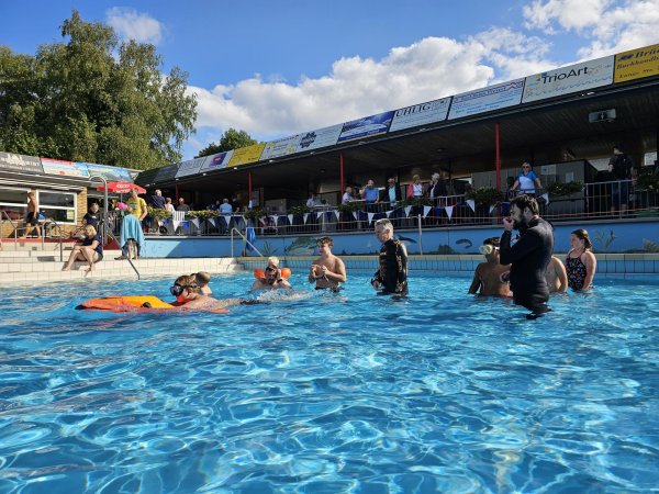 Beste Partystimmung in der Hörster Batze | Lokale Nachrichten aus Lage ...