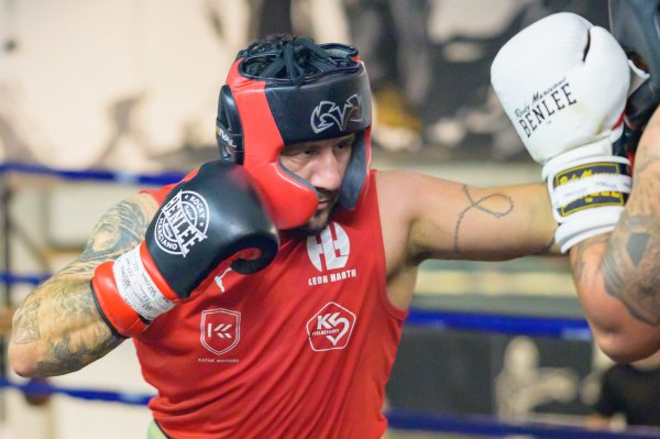 Detmolder Profi-Boxer Leon Harth träumt von der Weltmeisterschaft ...