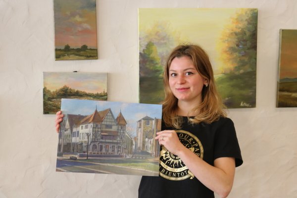 Jessica Matthies zeigt ab Sonntag ihre Werke in St. Nicolai | Lokale ...