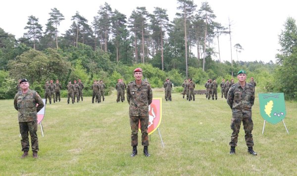 Kommandoübergabe in Augustdorf | Lokale Nachrichten aus Augustdorf - LZ.de